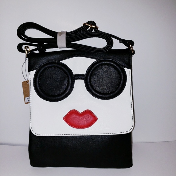 3AM Forever® | Bags | Black And White With Red Lips Handbag | Poshmark